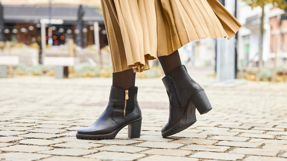 Quarks Shoes - Buy Shoes, Boots & Sandals Online - Canada Shoe Store
