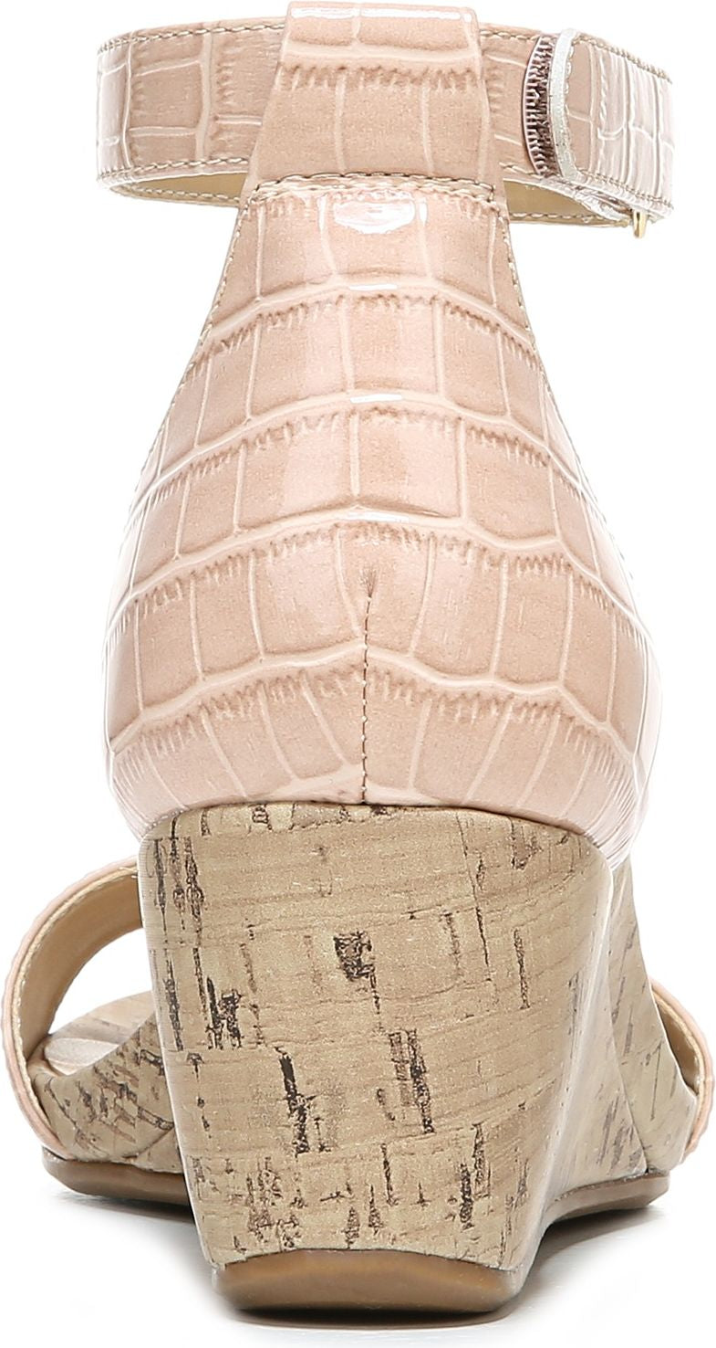 Areda Croco Almond Blush Patent - Wide – Quarks Shoes