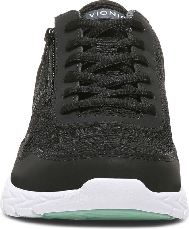 Brisk Jetta Black | Quarks Shoes